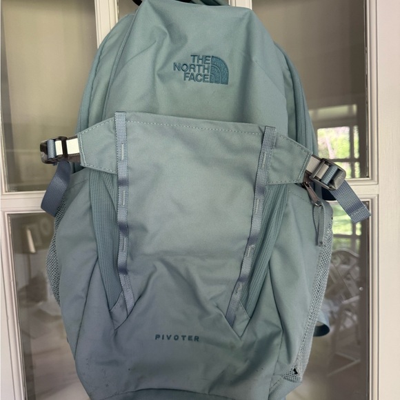 The North Face | Bags | The North Face Womens Teal Pivoter Backpack ...